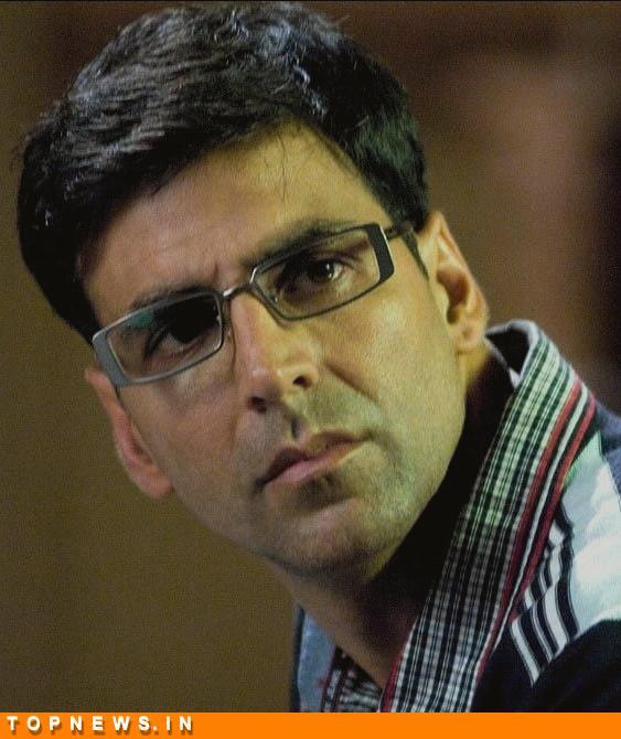 Indian Film Actor Akshay Kumar Very Famous And Sexy Actor In Bollywood ...