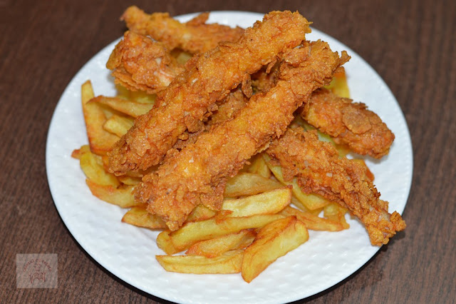 Crispy strips (Fasii de pui crocante) - CAIETUL CU RETETE