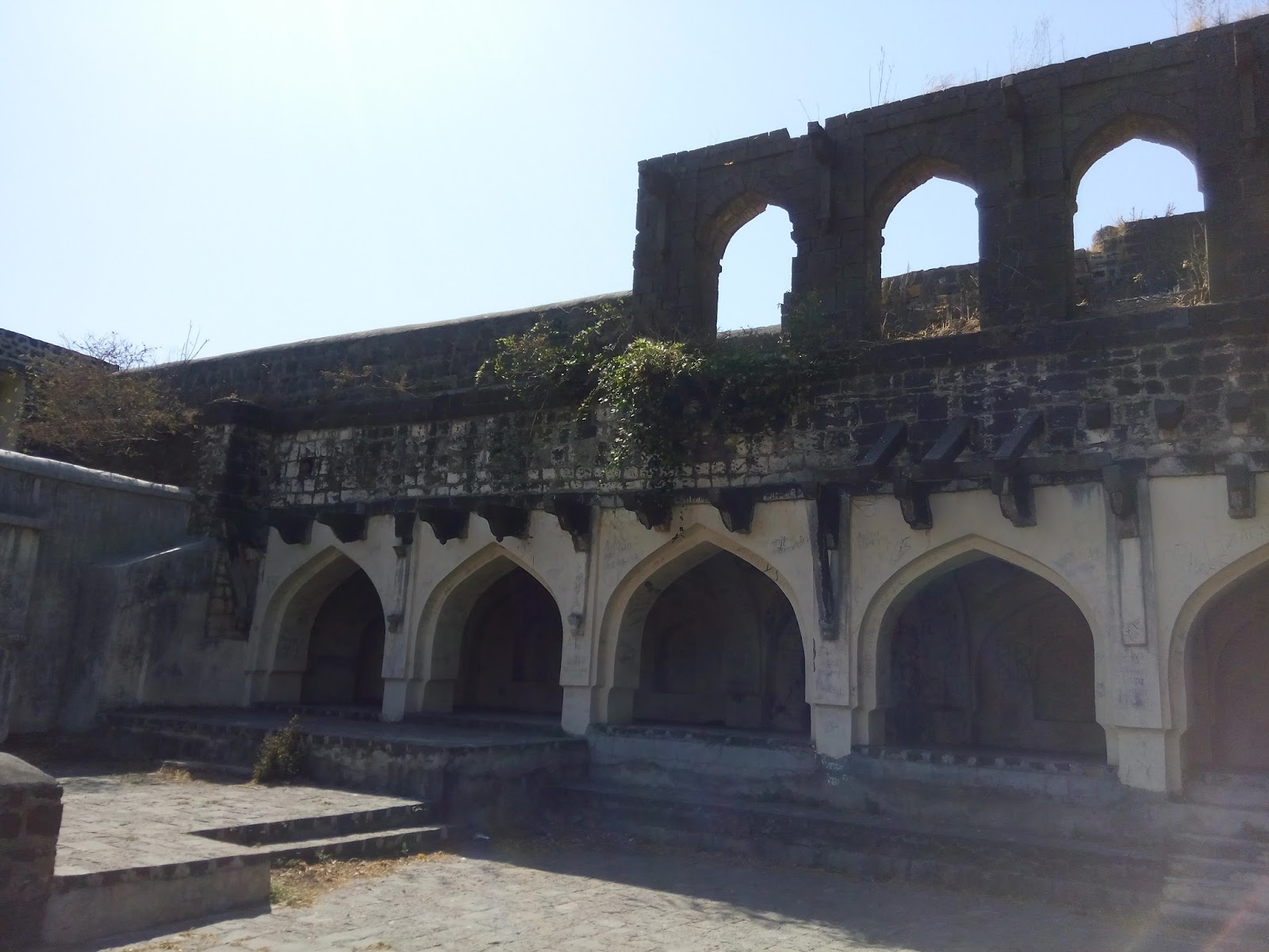 Udgir fort in Latur district in Maharashtra | The journey of a thousand ...