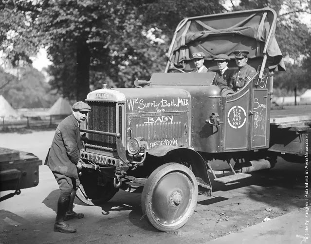 Interesting Vintage Photographs of Transport in the Past ~ Vintage Everyday