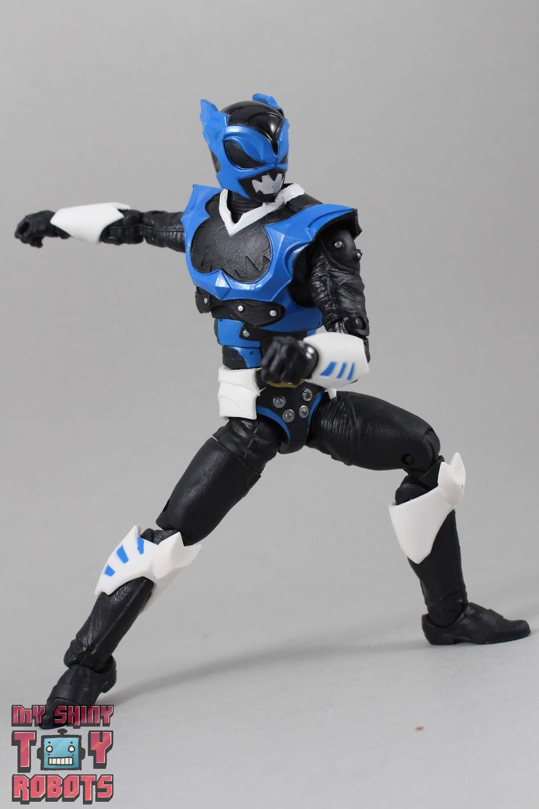 My Shiny Toy Robots: Toybox REVIEW: Power Rangers Lightning Collection ...