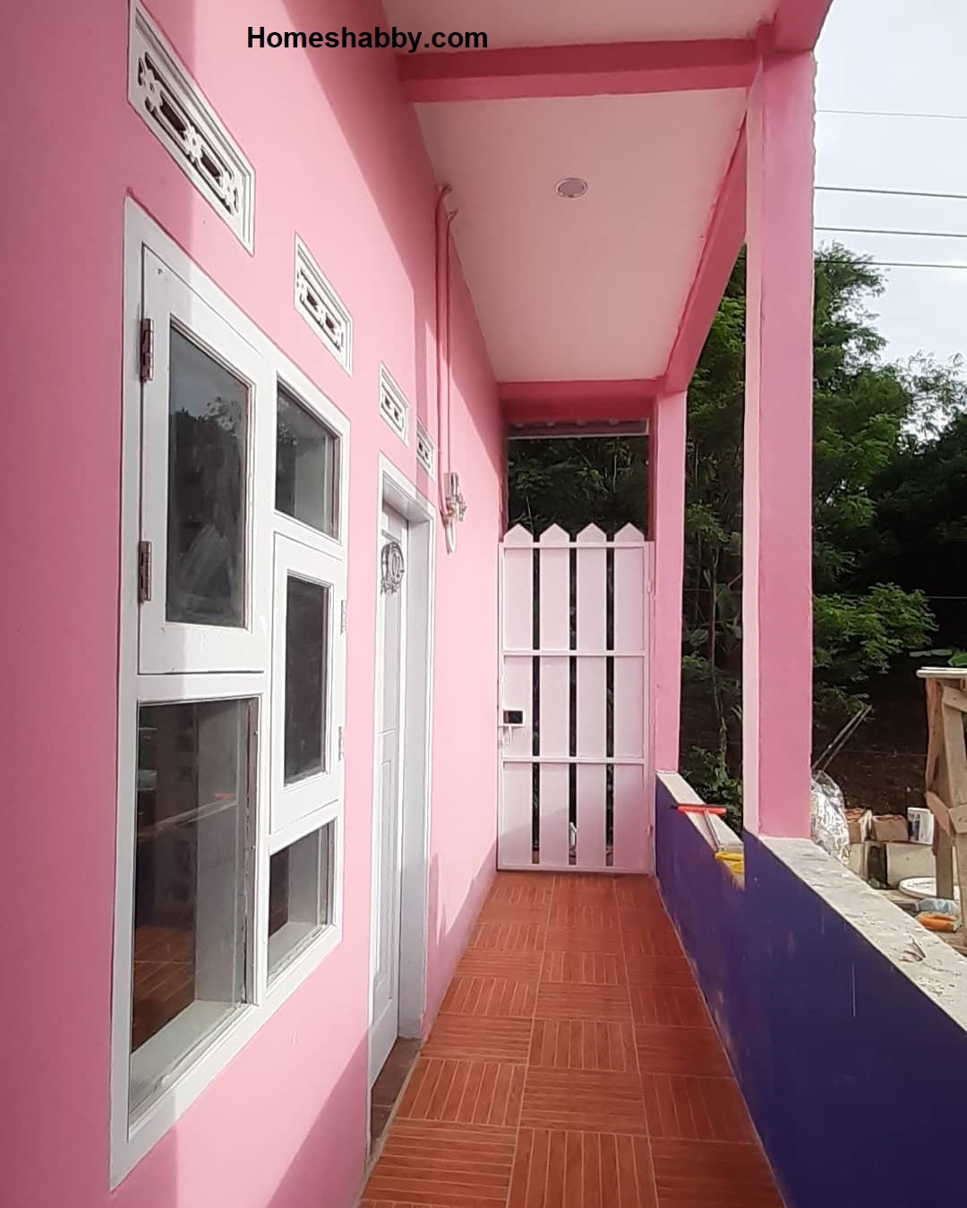 Inspirasi Desain Rumah Toko Minimalis dengan Nuansa Pink yang Mempesona ...