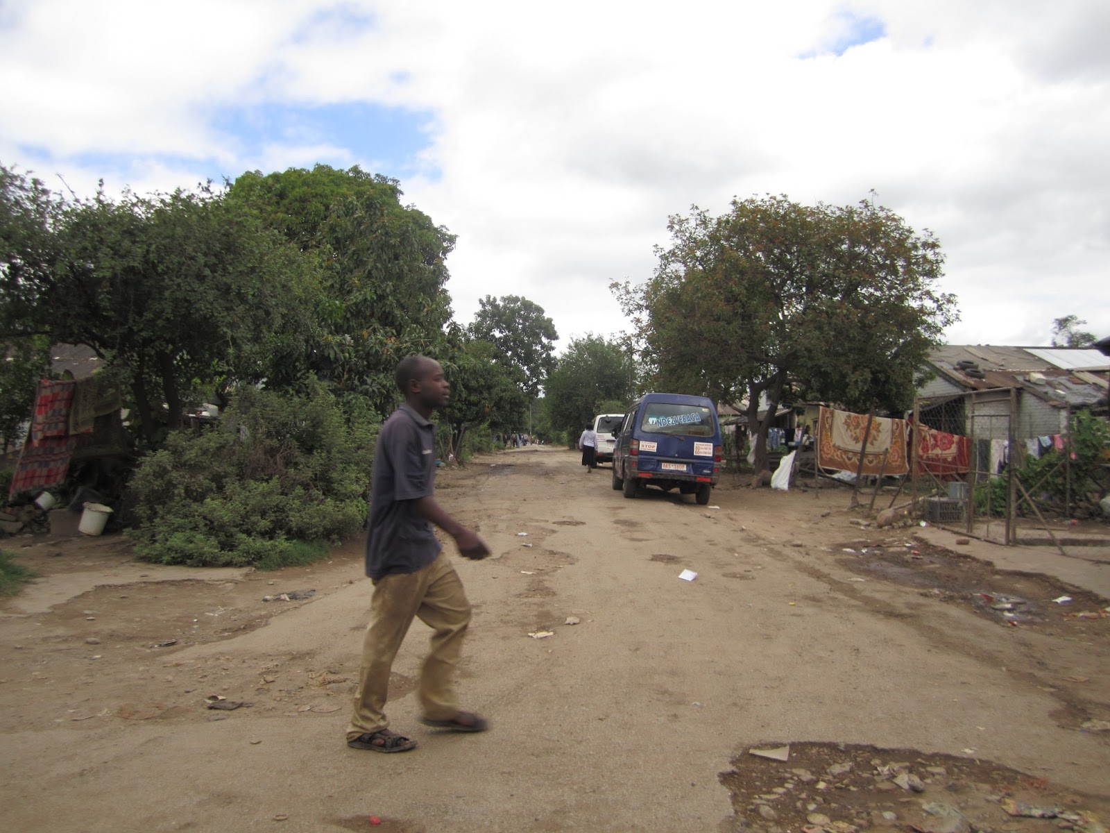 FROM A PUDDLE IN AFRICA: 14th Dec. Mbare Market and Zim-cuisine