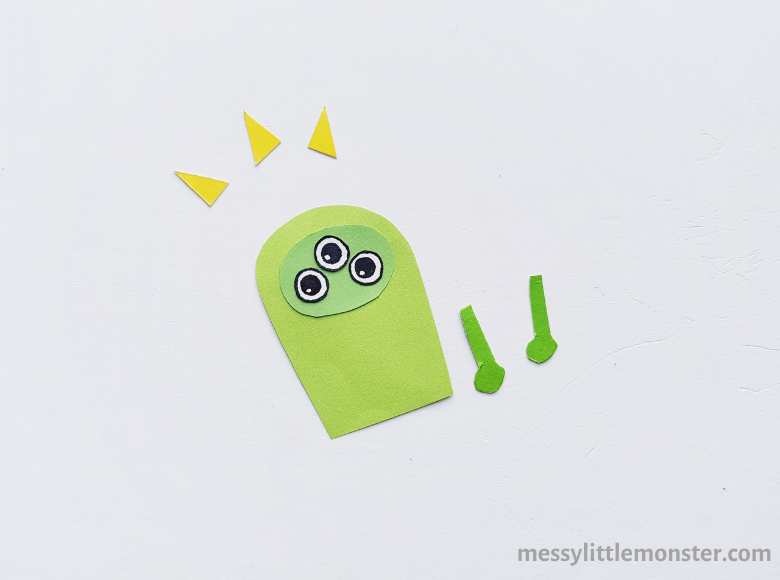 Alien Stick Puppets Craft (with template) - Messy Little Monster