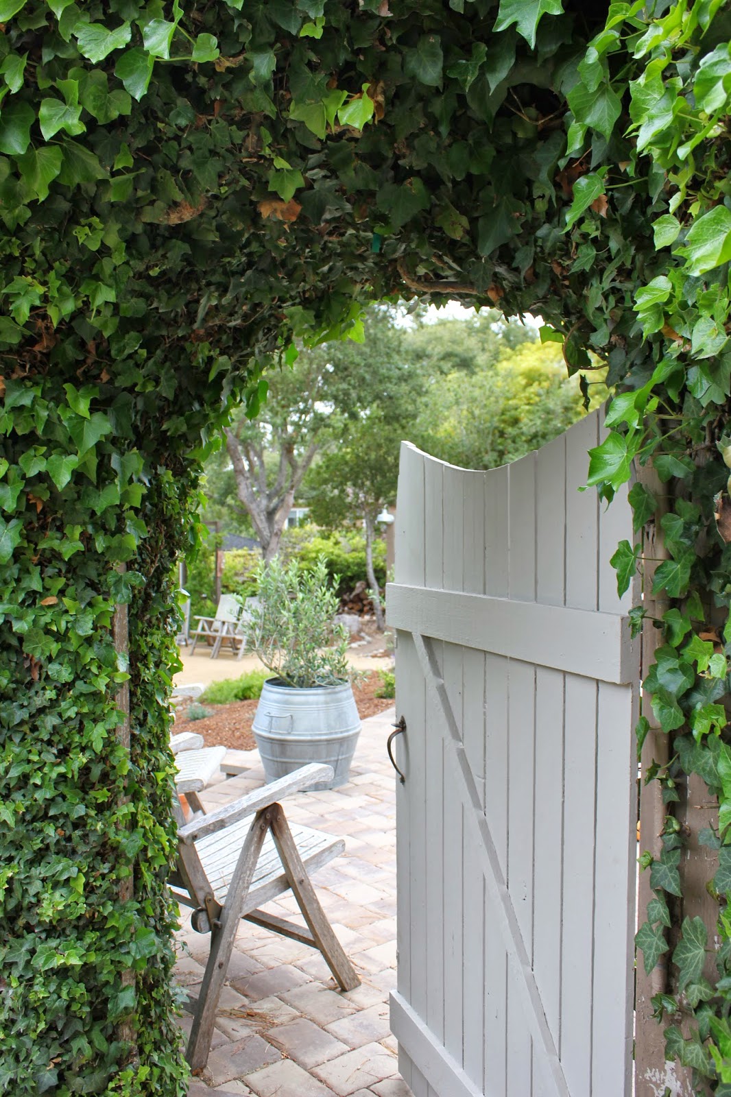 European Farmhouse Charm: Our Back Garden Nearly Complete!