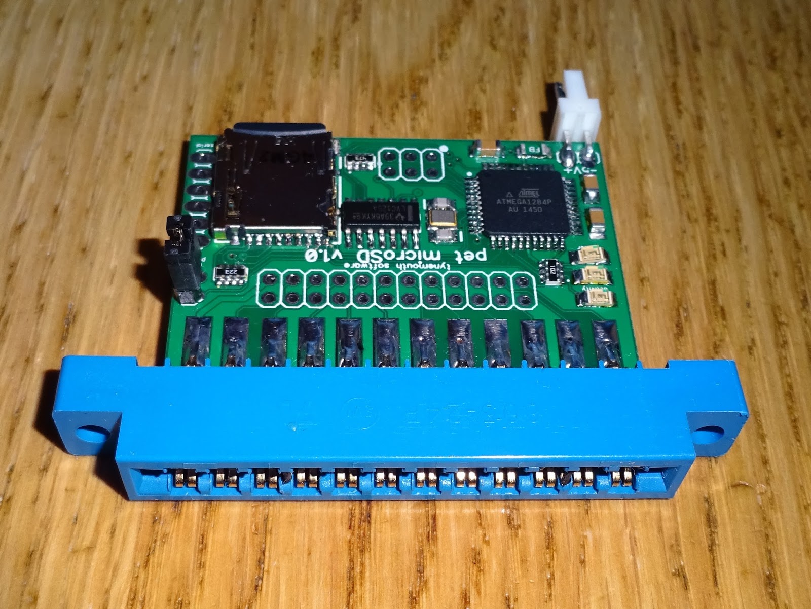 Tynemouth Software: pet microSD - Commodore Pet SD card disk drive