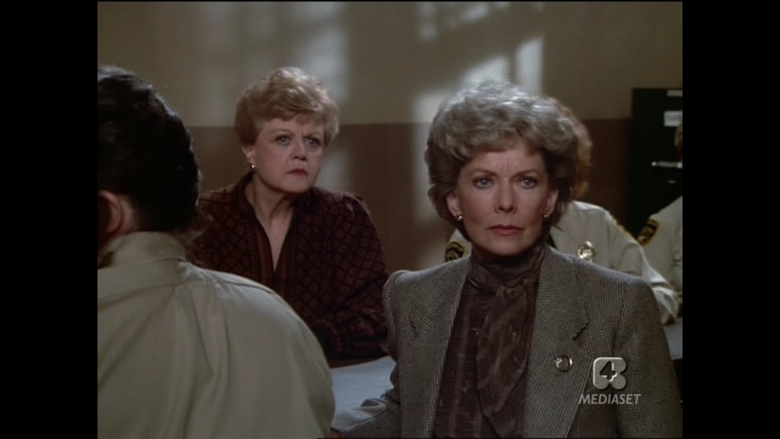 Murder She Wrote Screencaps: 31. 2x09 - Jessica Behind Bars