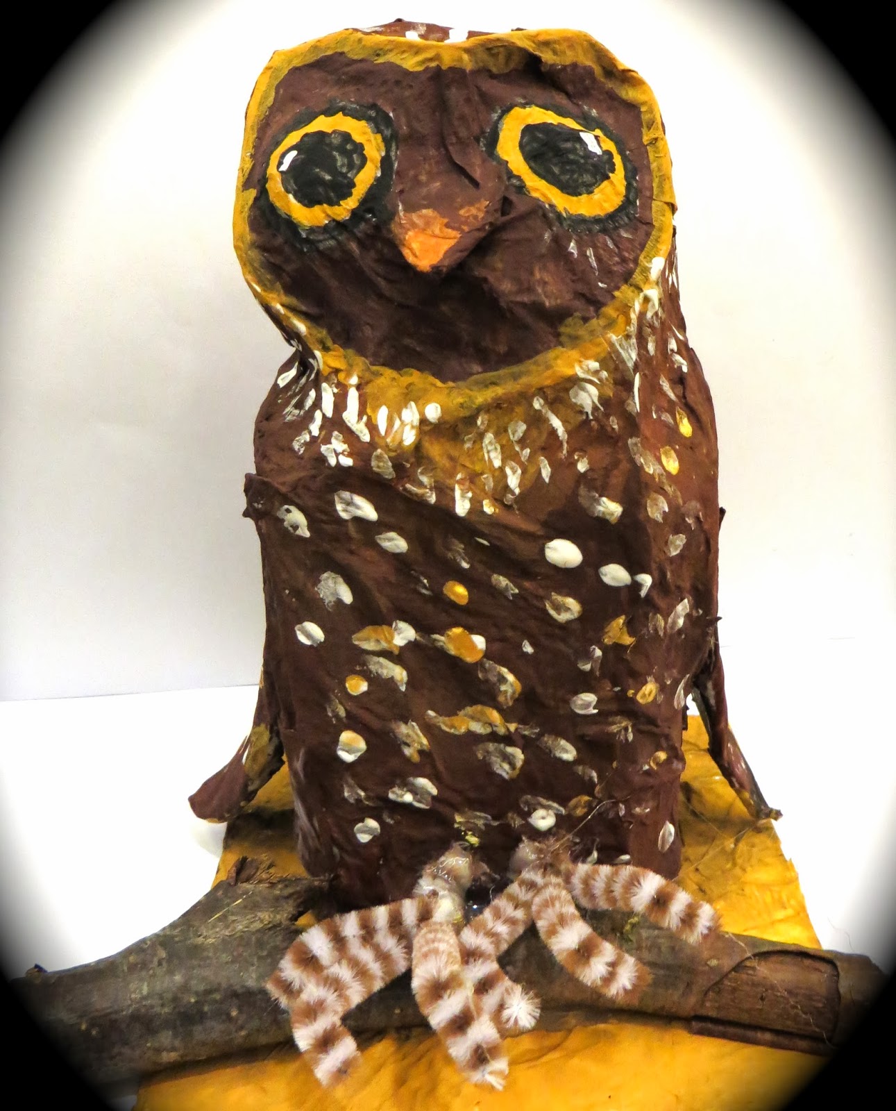 Susan's Art Club: Papier-Mache Owls