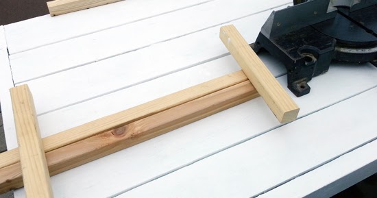 IHeart Organizing: DIY Portable Workspace/Collapsible Tray