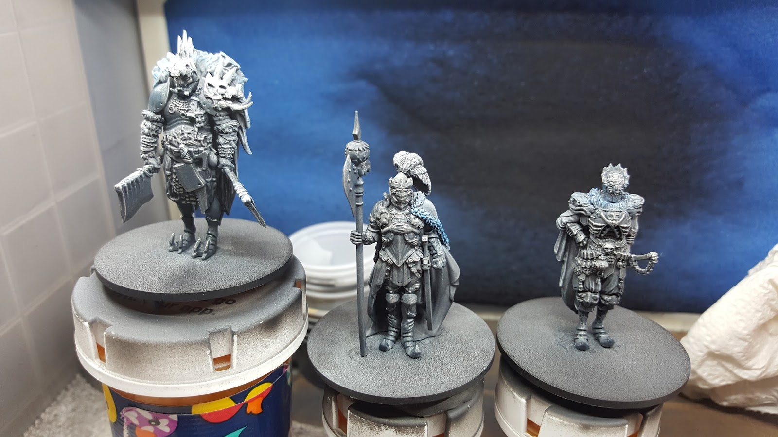 House of Zoxe: Hot off the Desk: KDM King's Man and the Hand