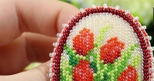 Floral Bead Embroidery Brooch Tutorial Using Aida Cloth / The Beading Gem