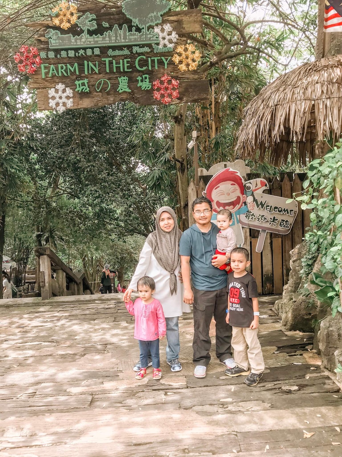 Bawa Anak Tengok Haiwan di Farm In The City