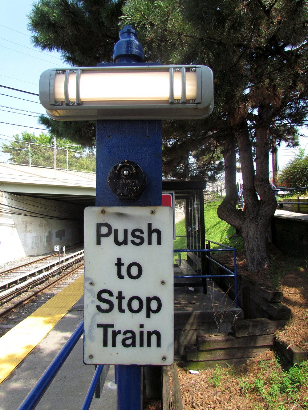 The Position Light: SEPTA to Retire Rt 100 Stop Request Signals?