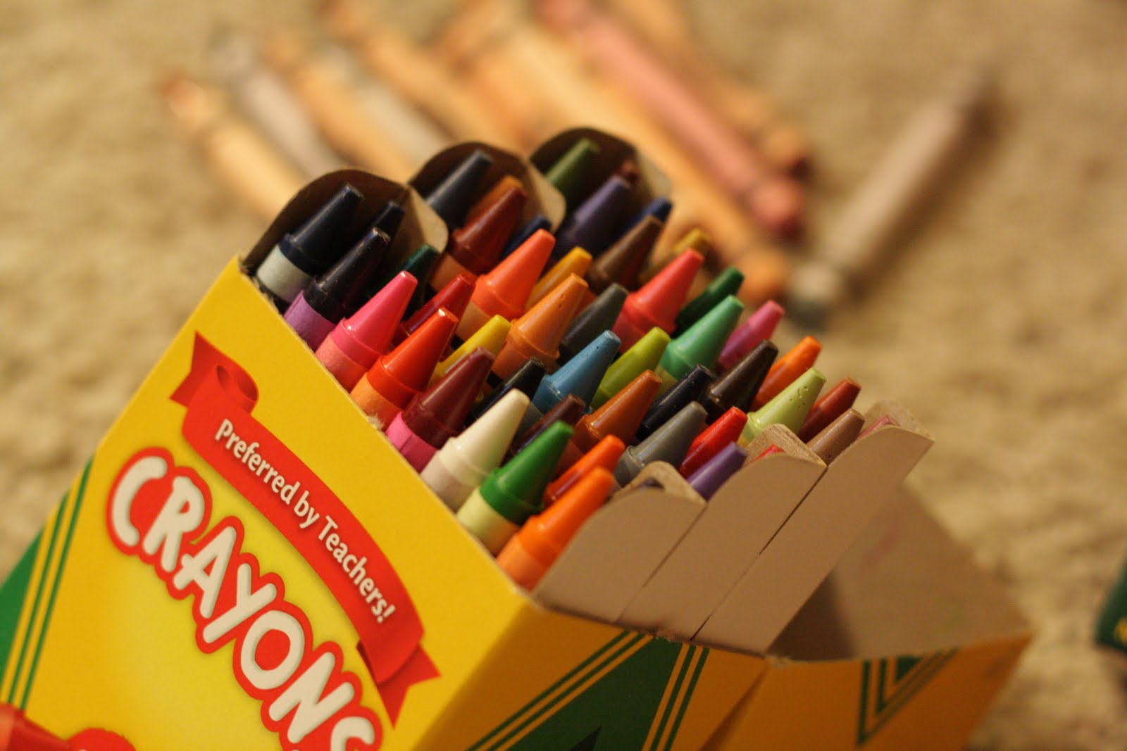 The Bets Week Ever: Crafty time + Crayons = Happy Girl