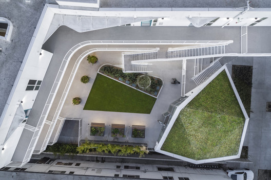 ΤΑΡΑΤΣΟΚΗΠΟΣ...Ο ΚΗΠΟΣ ΤΩΝ ΠΟΛΕΩΝ