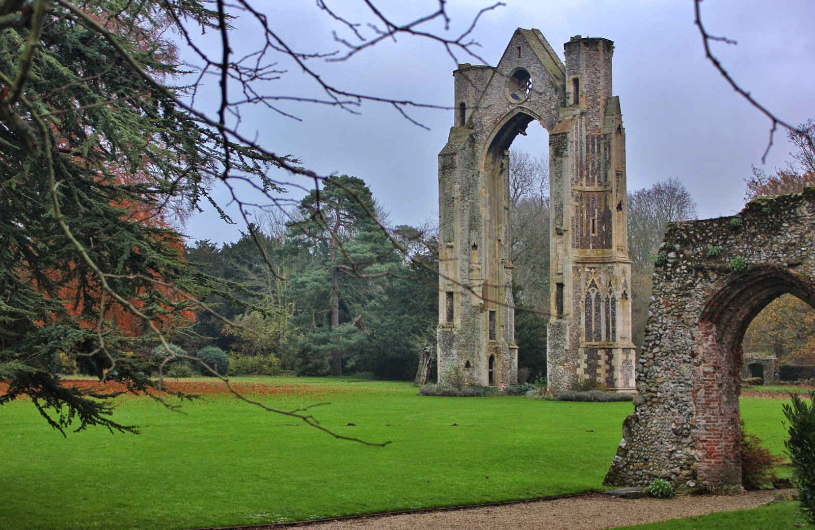 The Roman Anglican: Shrine of Our Lady of Walsingham