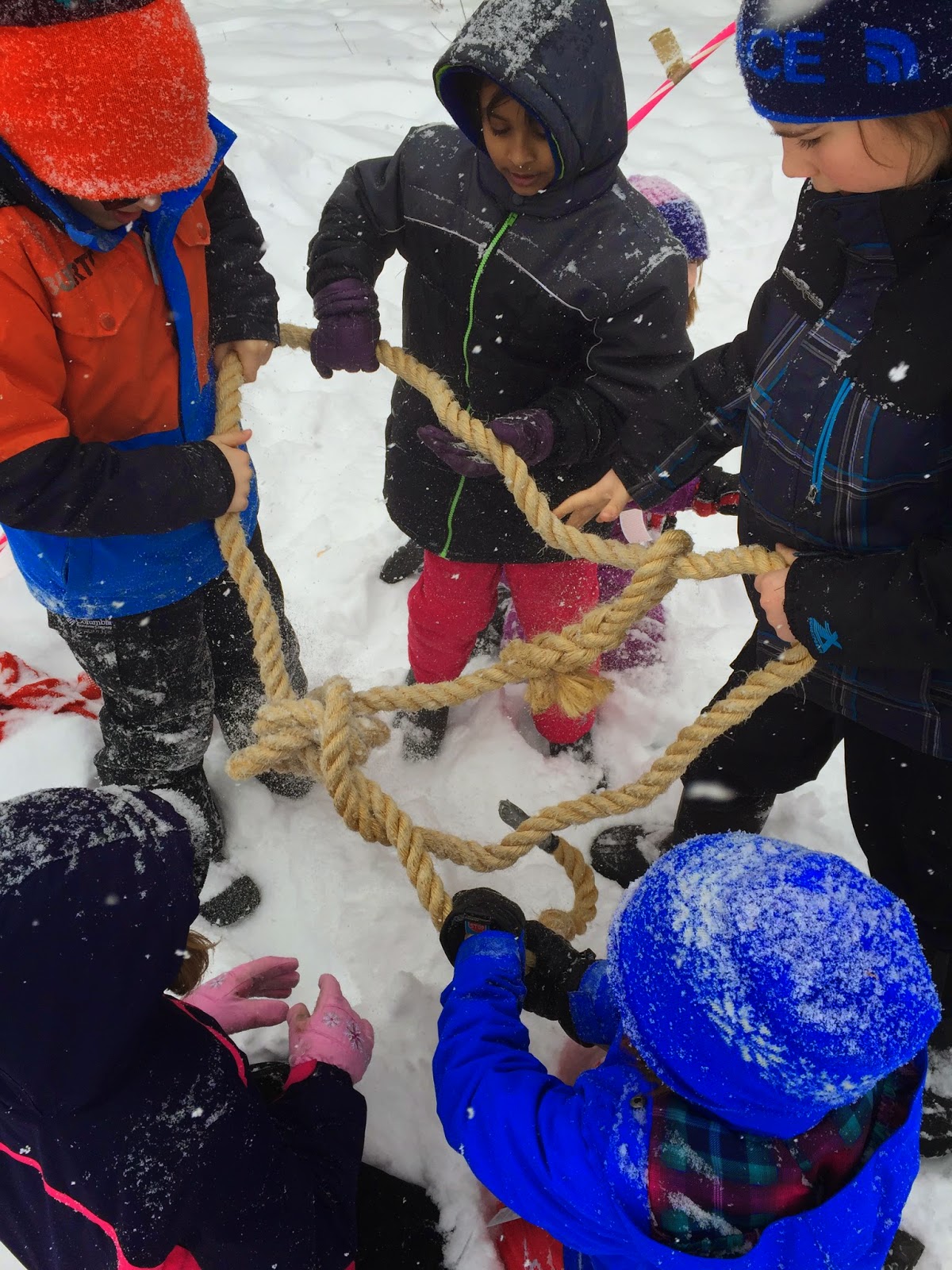 UES Physical Education : Winter Obstacle Course!