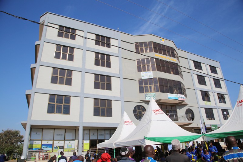 WAZIRI MKUU AWAONYA WAKAZI WA MISHAMO NA KATUMBA - THE HABARII