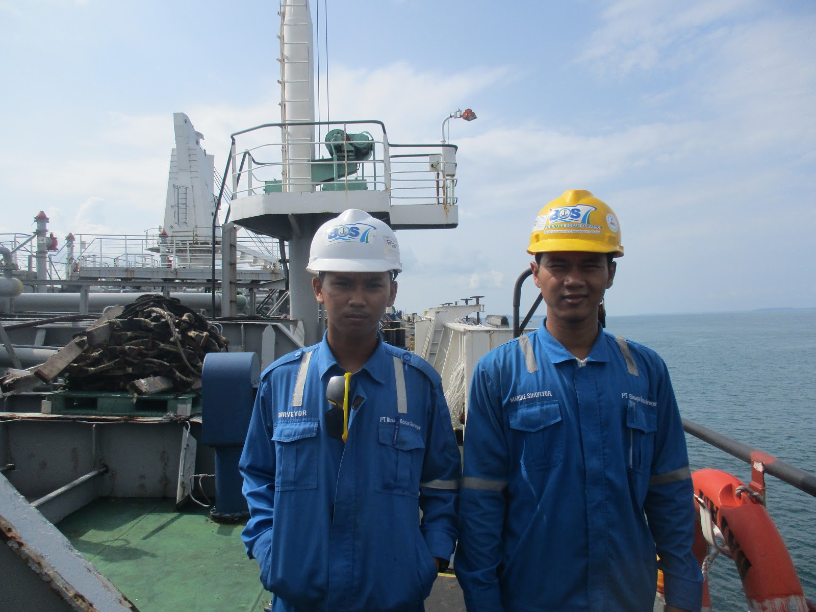 Marine Surveyor untuk Bunker Survey di Kapal Tongkang | PT. Binaga ... Marine Surveyor untuk Bunker Survey di Kapal Tongkang | PT. Binaga ...