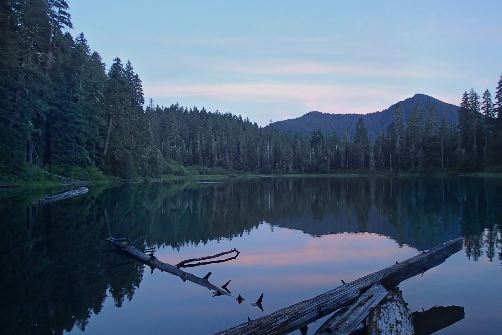 Casing Oregon: A Case-Style Family Outing: The Daly Lake Area