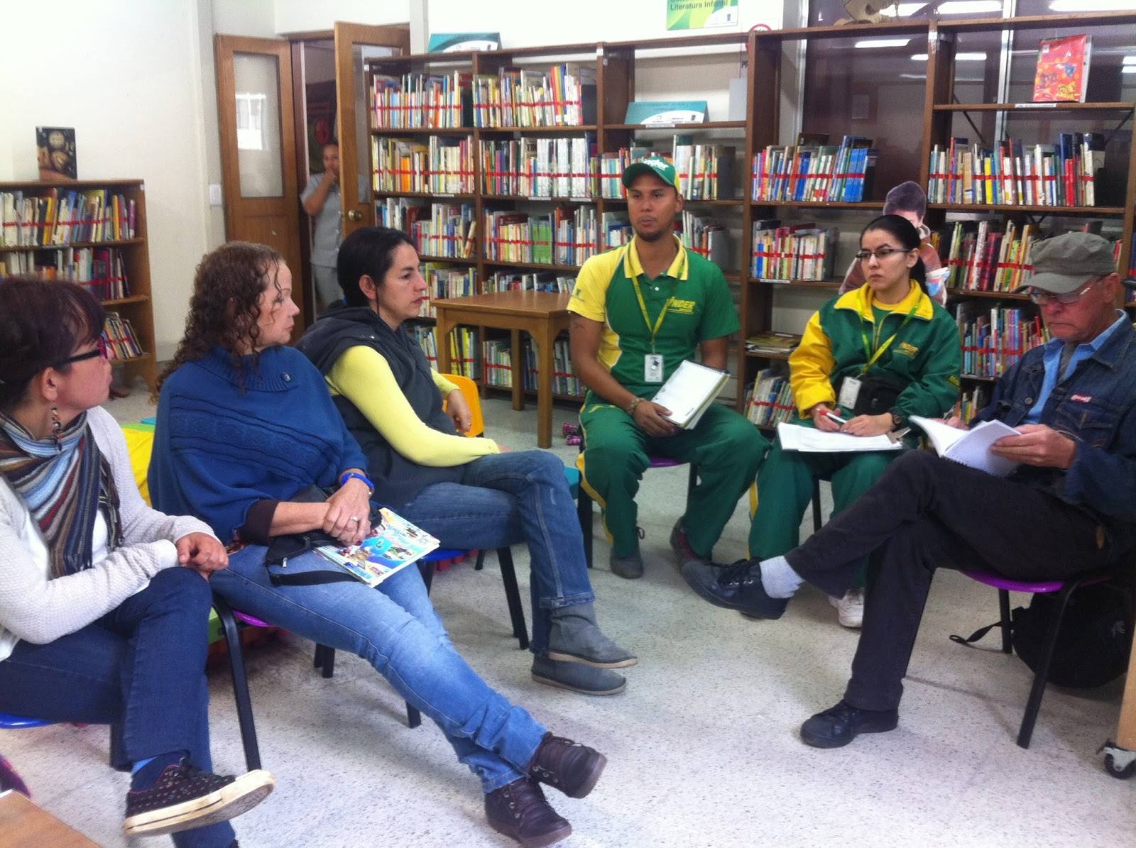 Biblioteca Santa Elena: Nuestra Biblioteca