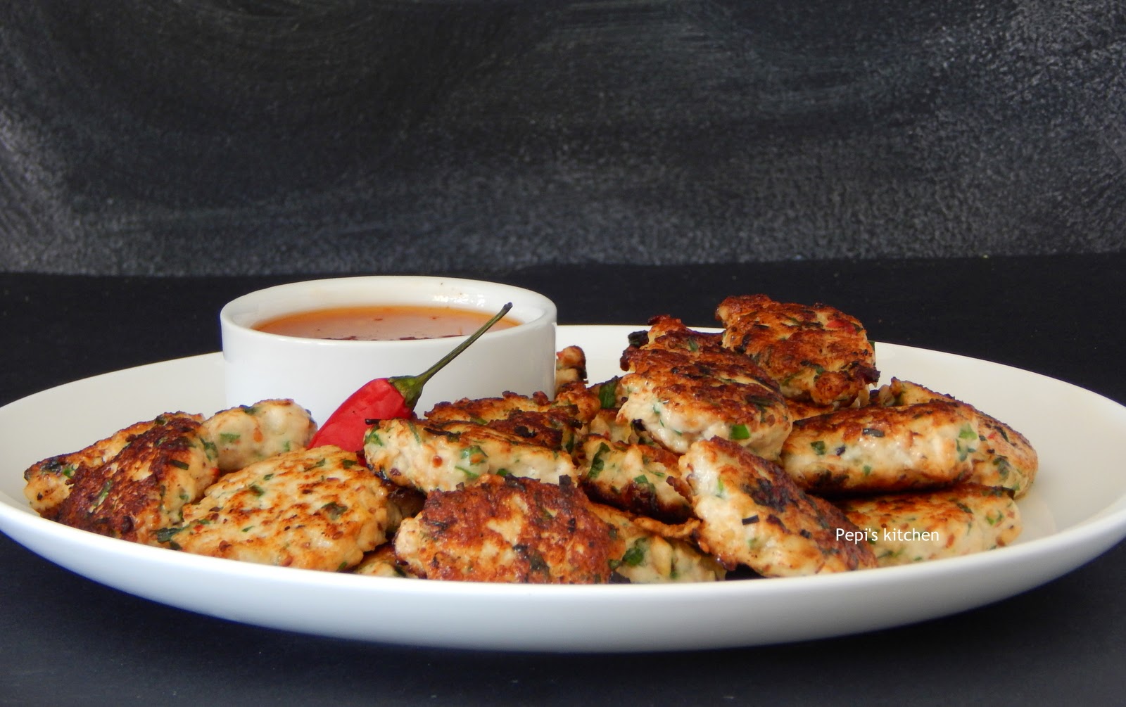 Pepi's kitchen in english: Chicken Patties with Ginger and Sesame Seeds