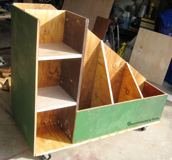 DIY Scrap Wood Cart - Remodelando la Casa