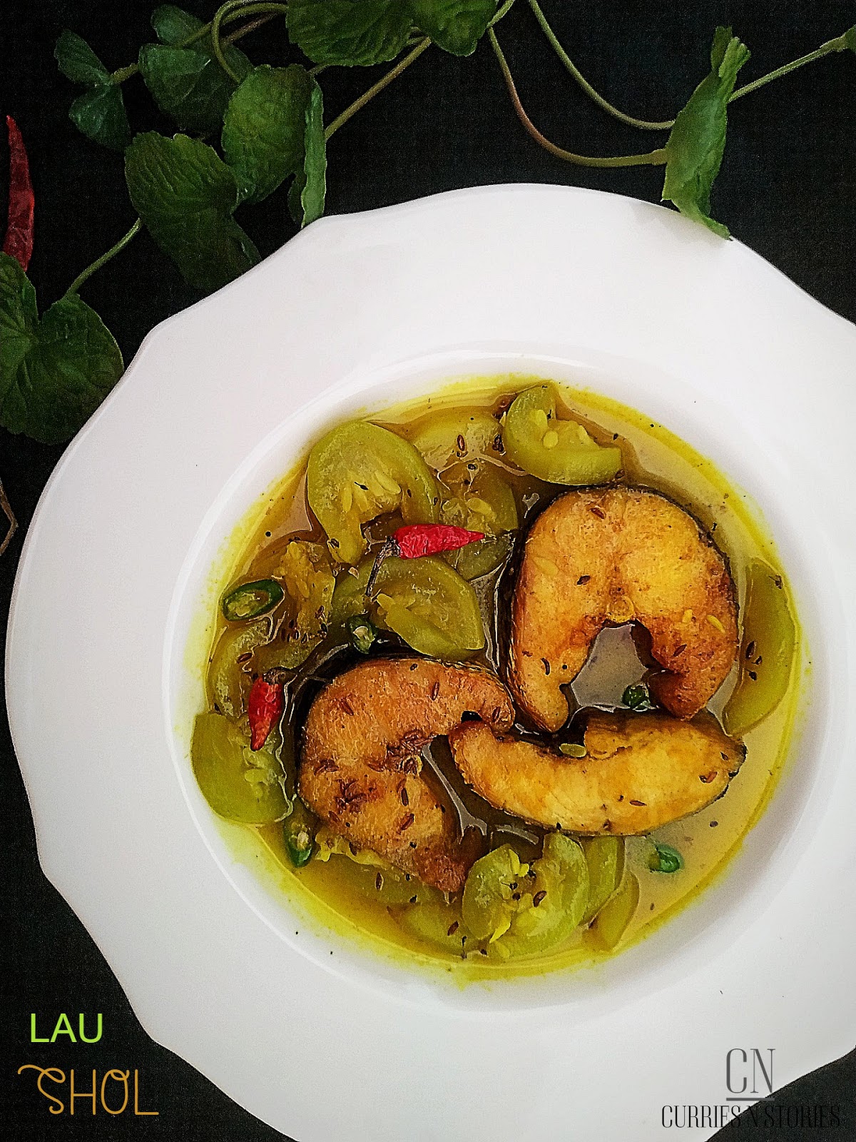 Lau Shol (Snakehead Murrel with Bottle Gourd curry) - Curries & Stories