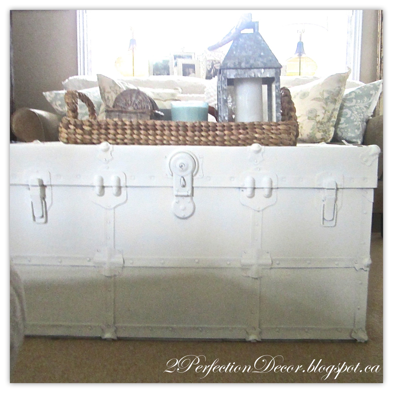 2Perfection Decor: Painted Vintage Trunk Makeover