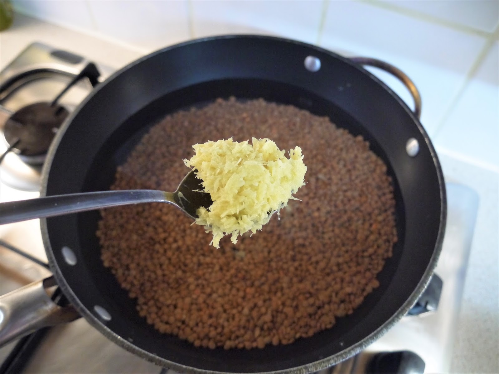 This Muslim Girl Bakes: Brown Daal.