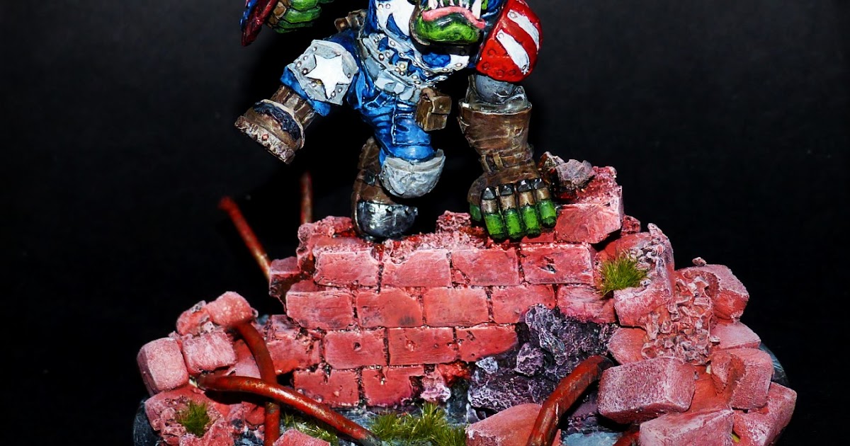 King in Yellow: Captain Orc - Kromlech Miniatures