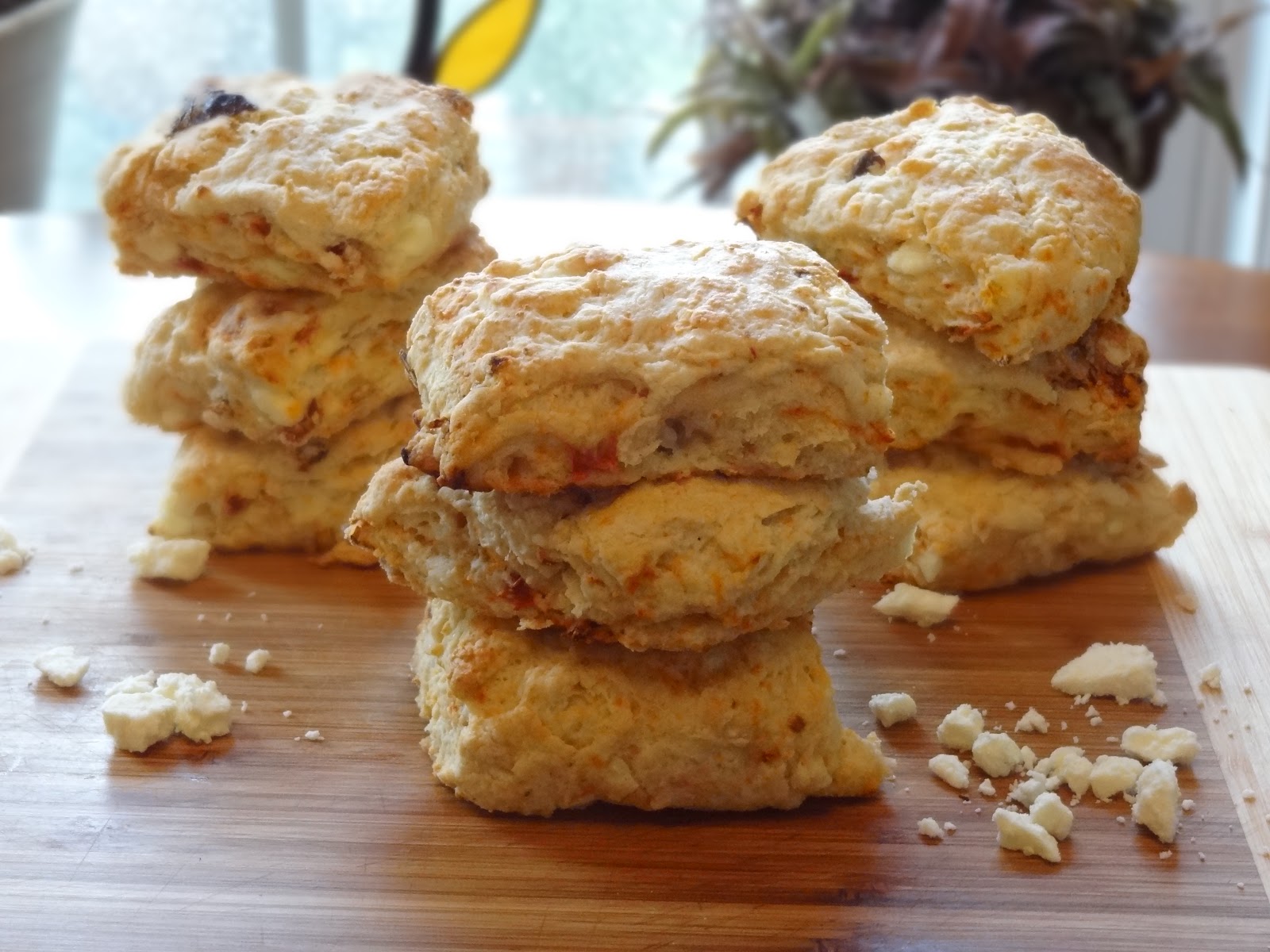 Sun-dried tomatoes and feta biscuits