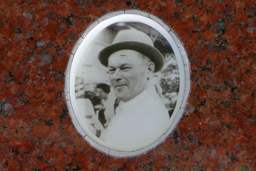 Past Presence: Myron