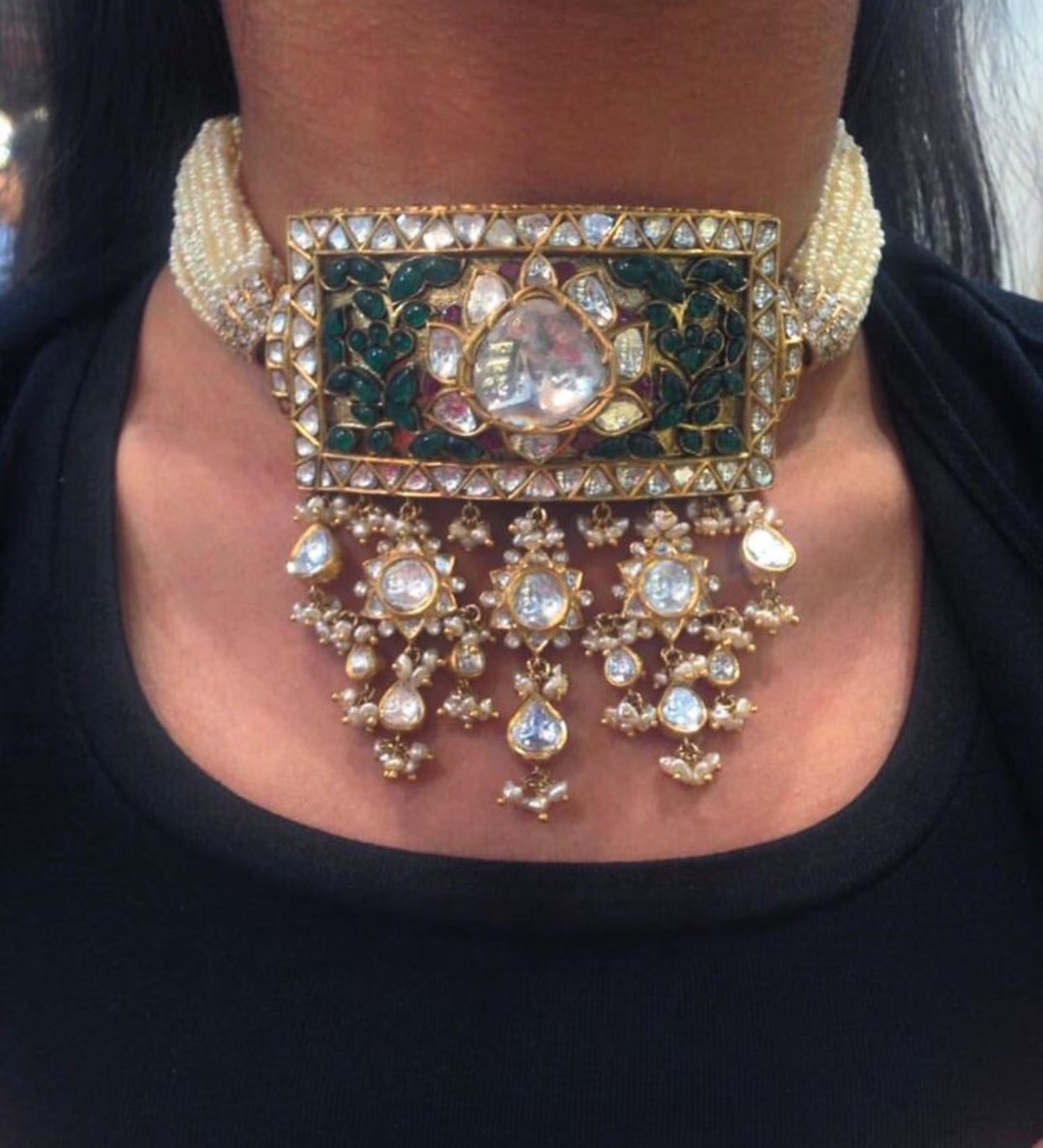 Pearls Choker with Polki Emerald - Jewellery Designs