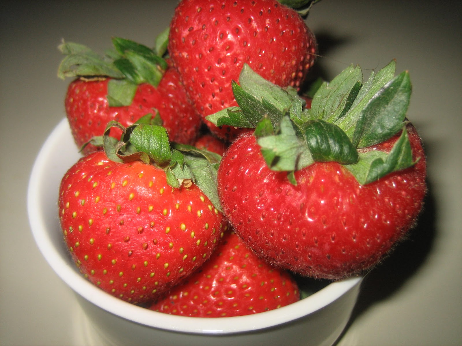 Pureed Pzazz: Strawberry Surprise