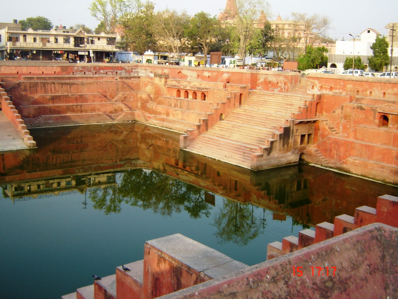 Travelogue...... BORN TO TRAVEL: POND IN MATHURA 5000 YEARS OLD
