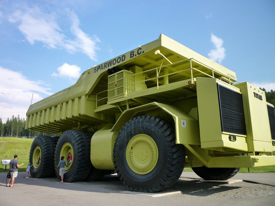 World's Biggest Truck - FUN INVENTORS