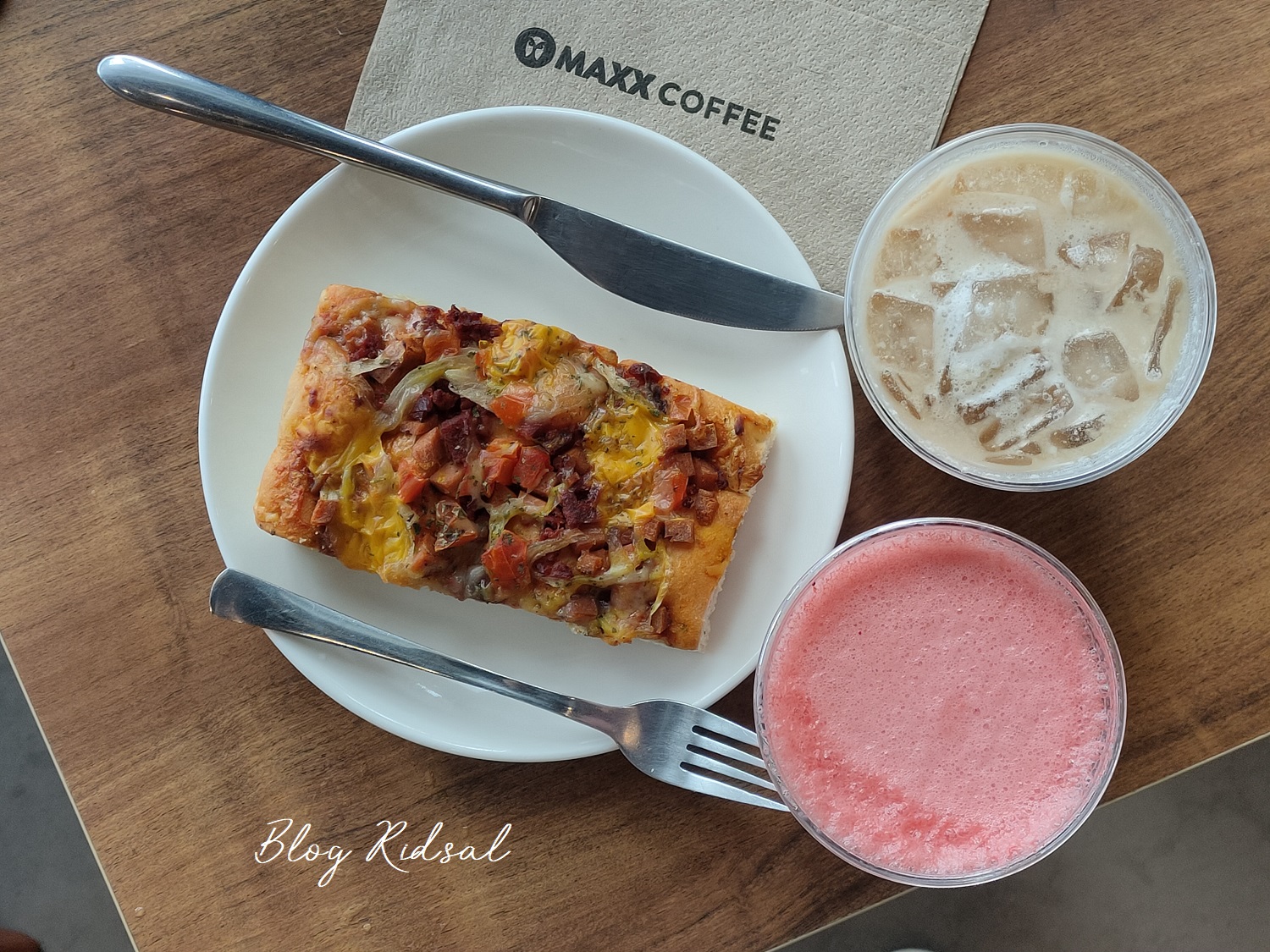 MAXX COFFEE - SUMMER EDITION di Plaza Medan Fair - Blog Ridsal