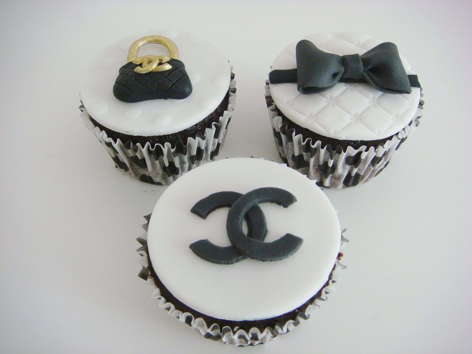 Sonho Pink: FESTA CHANEL: Para o aniversário da Lecilia Gomes bolo de ...