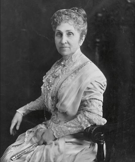 THE EDUCATED GENEALOGIST: Famous Women Who Are Members of DAR - Part 2