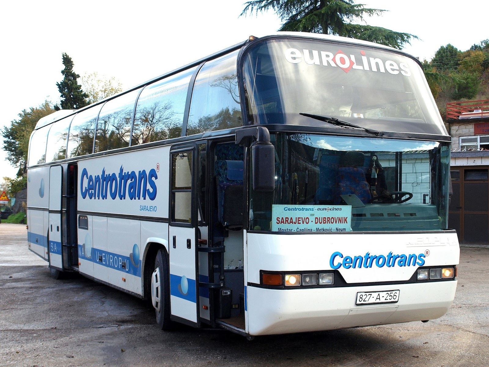 The traveler's drawer: BOSNIA-HERZEGOVINA. Bus of CENTROTRANS near Metković Croatian border (2008)