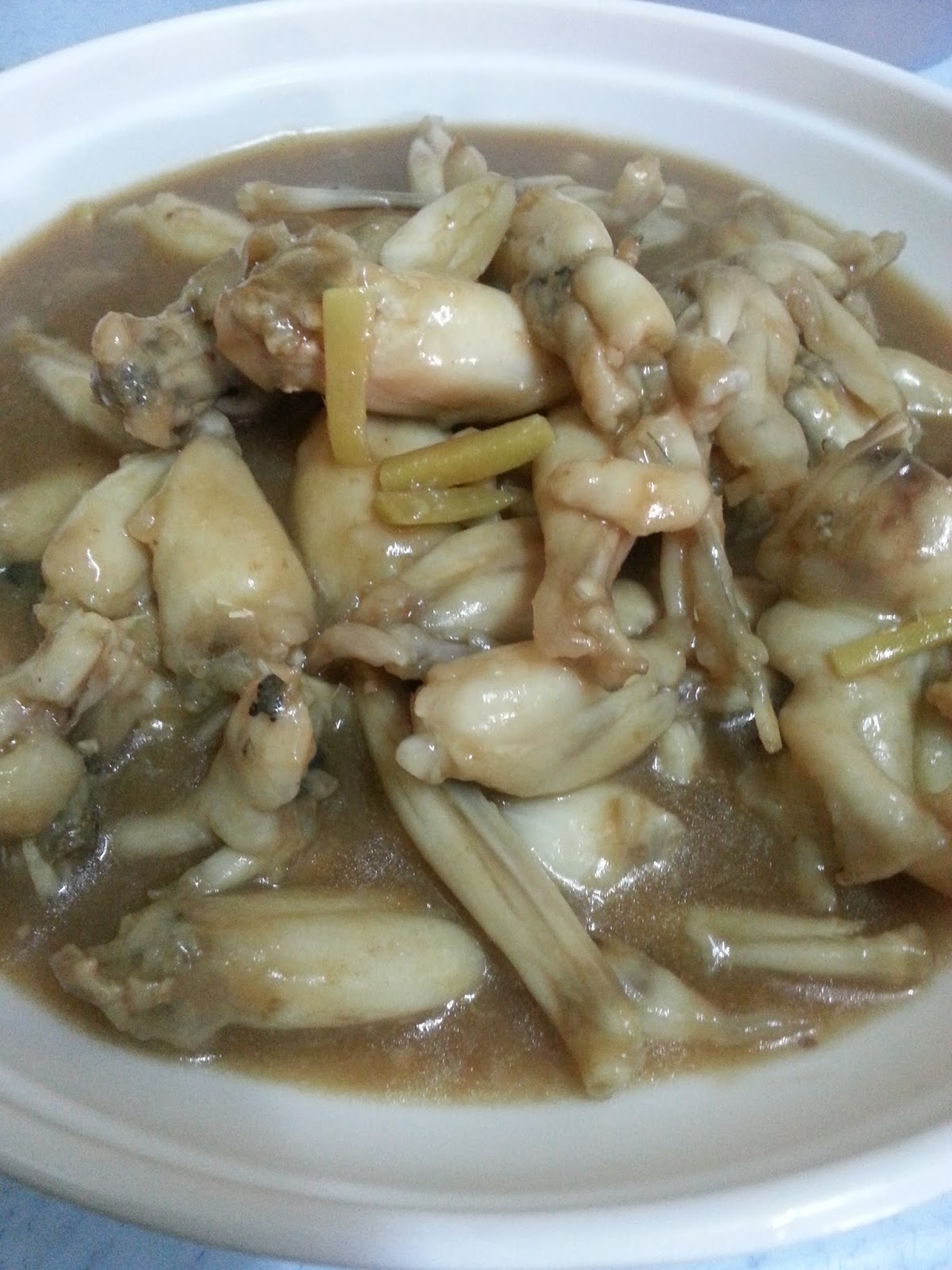 Rose' World: Delicious stir-fried frogs