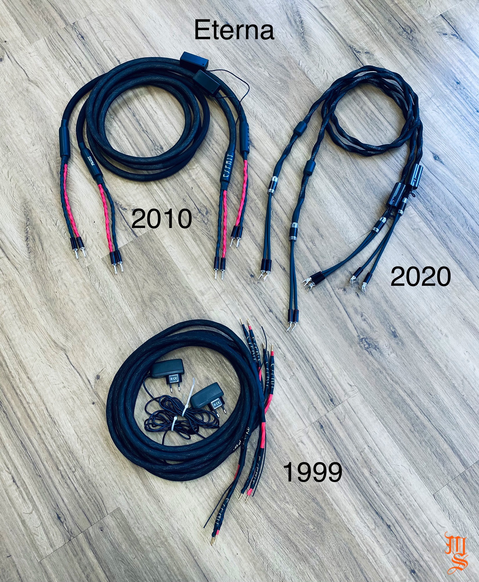 ESPRIT AUDIO ETERNA CABLES – THREE GENERATIONS – M & S | Ultimate High ...