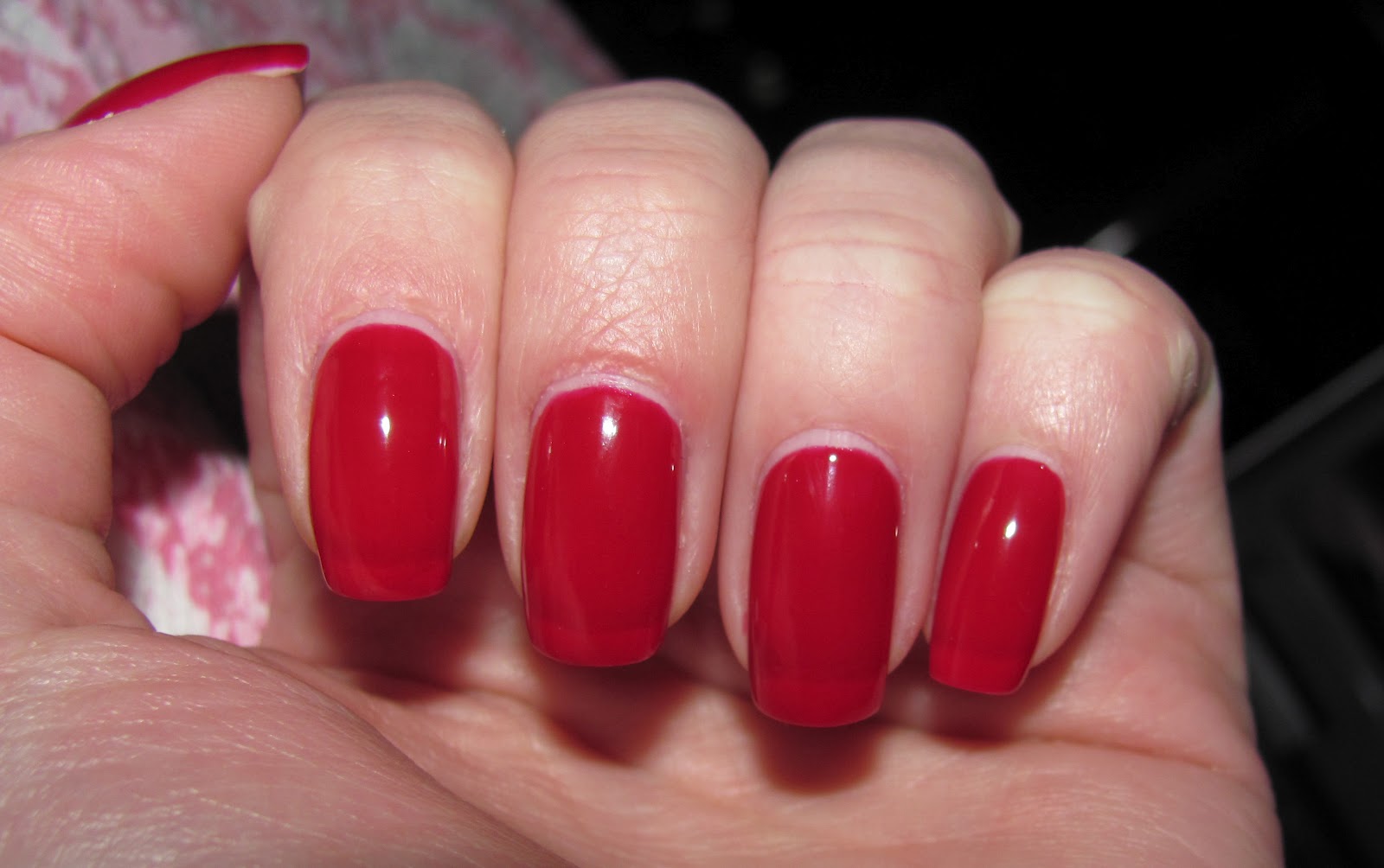 Basics and Polish: Oja Farmec Nr 353 - rosu jelly NOTD