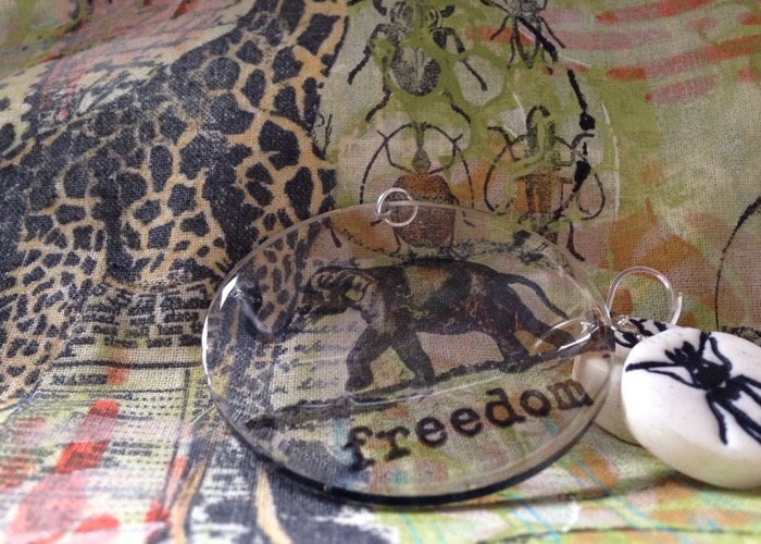 PaperArtsy: 2020 #5 Mark Making: Into Africa with Hot Picks {by Carol Fox}