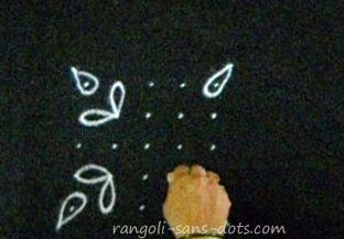 Simple rangoli designs 5 dots
