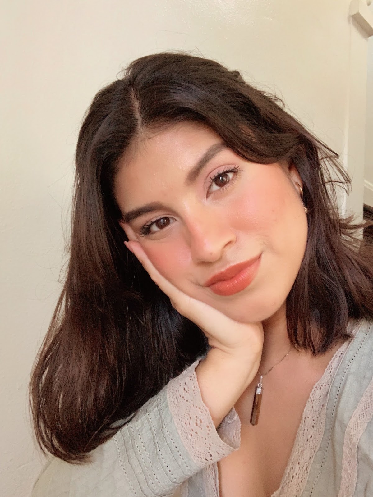 Get Ready With Me: Cafe date with homework | Allison Perez