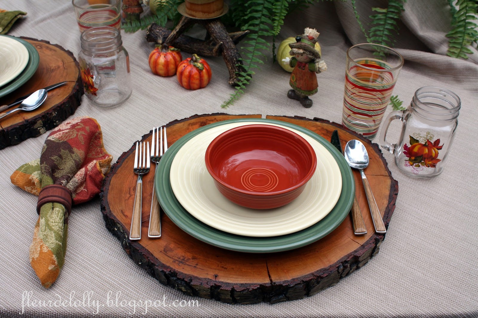 Fleur de Lolly: Outdoor Autumn Brunch Table Setting