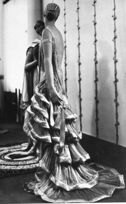 ART and ARCHITECTURE, mainly: Man Ray's fabulous fashion photos, Mus­ée ...