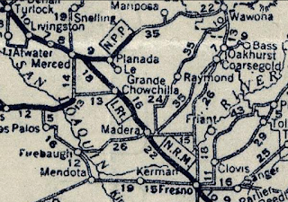 Former US Route 99 in the Chowchilla Area